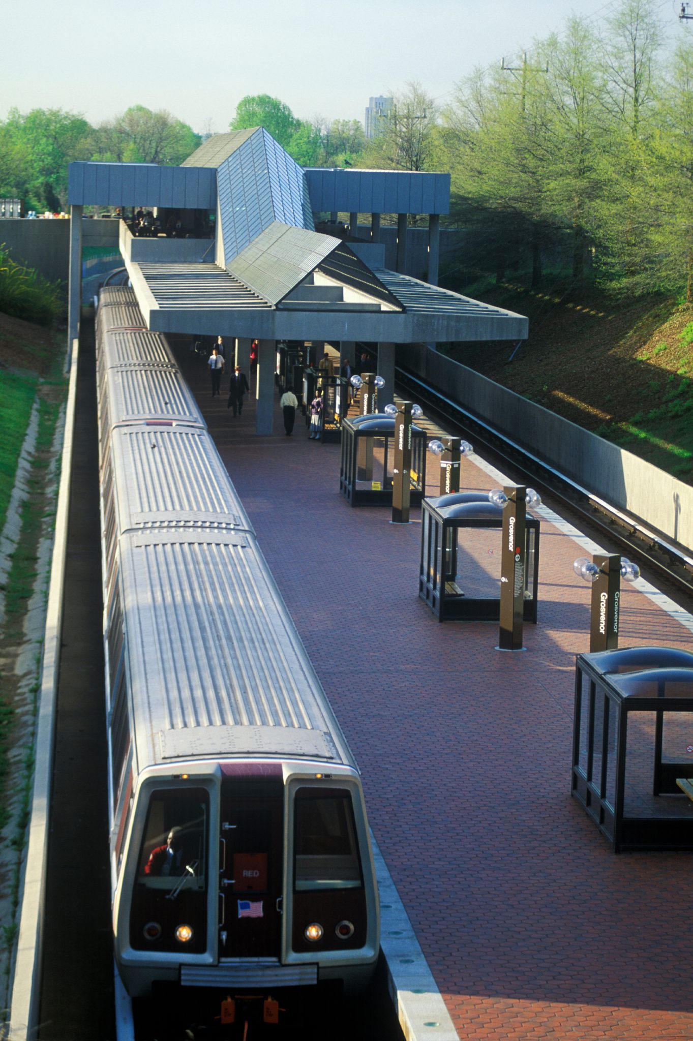 Choosing Public Transit - MD Clean Energy